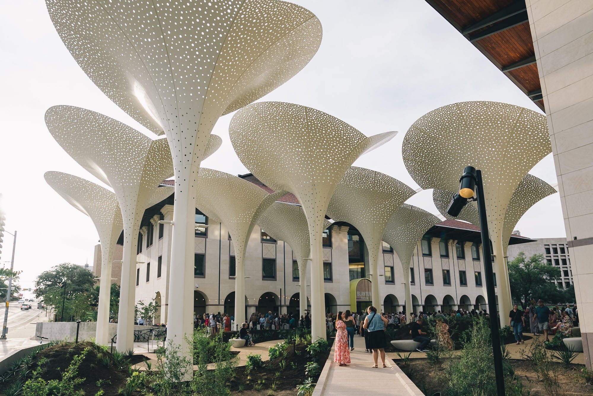 Snohetta’dan Blanton Sanat Müzesi'ne Kanopi Eklentisi | DAC